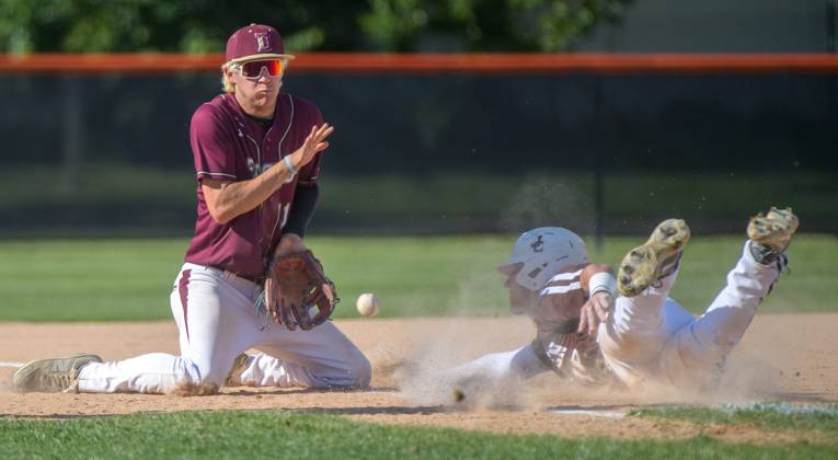 Syndication: Peoria Journal Star Dunlap High School s Jack Piper threw ...