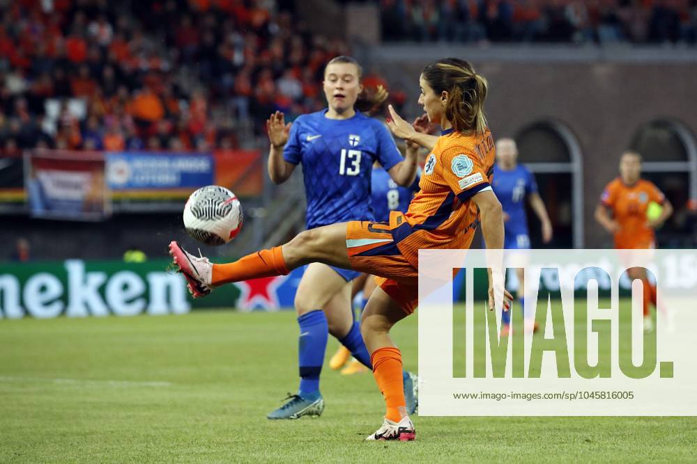 ROTTERDAM - (l-r) Oona Siren of Finland, Danielle van de Donk of ...