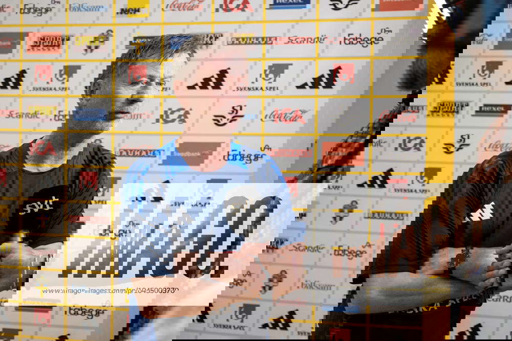 Head coach Peter Gerhardsson of the Swedish women s national football ...