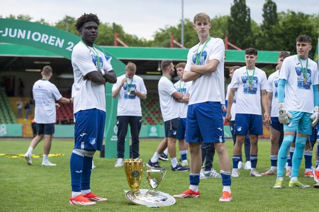 A Junior Bundesliga Final Borussia Dortmund U19 TSG 1899 Hoffenheim U19 ...