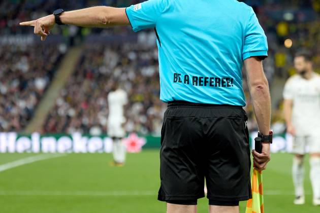 LONDON, ENGLAND, JUNE 01: The BE A REFEREE wording on the back of the ...