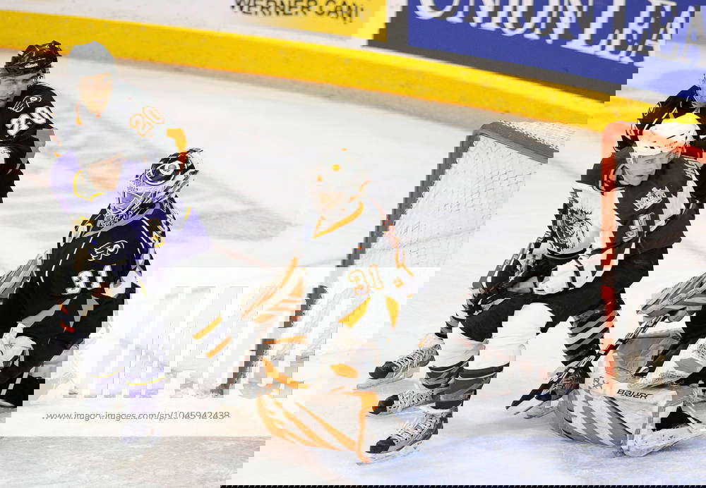 AHL 2011: Phantoms vs Monarchs APR 08 : Phantom goalie Johan Backlund ...