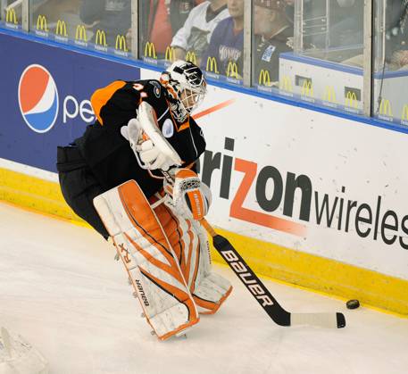 AHL 2011: Phantoms vs Monarchs APR 08 : Phantom goalie Johan Backlund ...