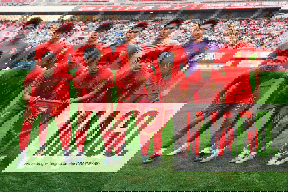 (240610) -- WEINAN, June 10, 2024 -- Starters of team China pose for a group photo before a