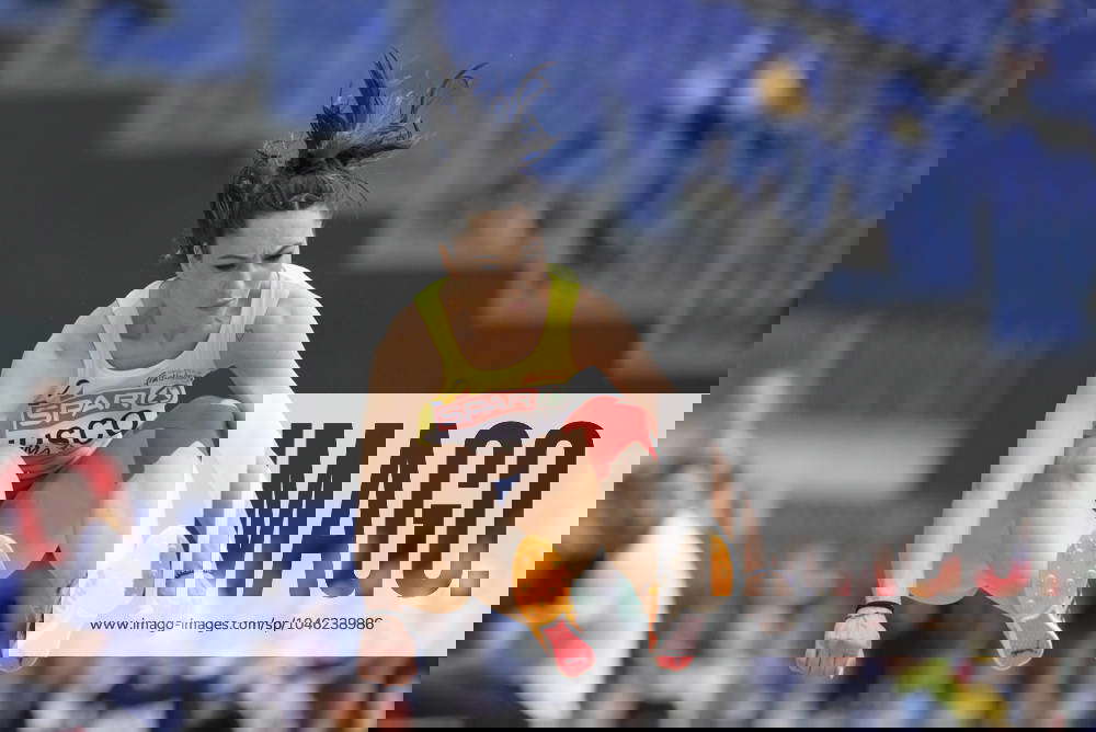 Romanias Florentina Costina Iusco competes Long Jump Women during the ...