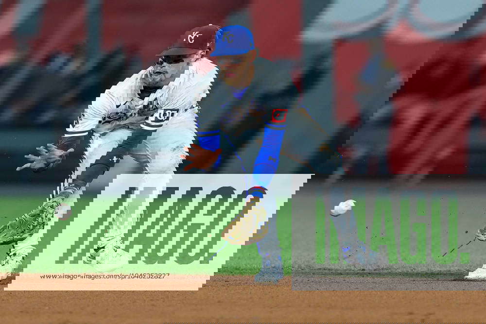 June 10, 2024: Kansas City Royals shortstop Bobby Witt Jr. (7) makes a ...