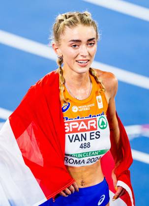 ROME - Diane van Es in action during the women s 10,000 meters final on ...