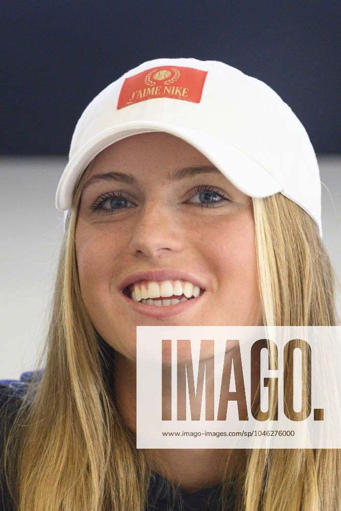 Finalistka juniorskeho turnaje Roland Garros Laura Samson na tiskove ...