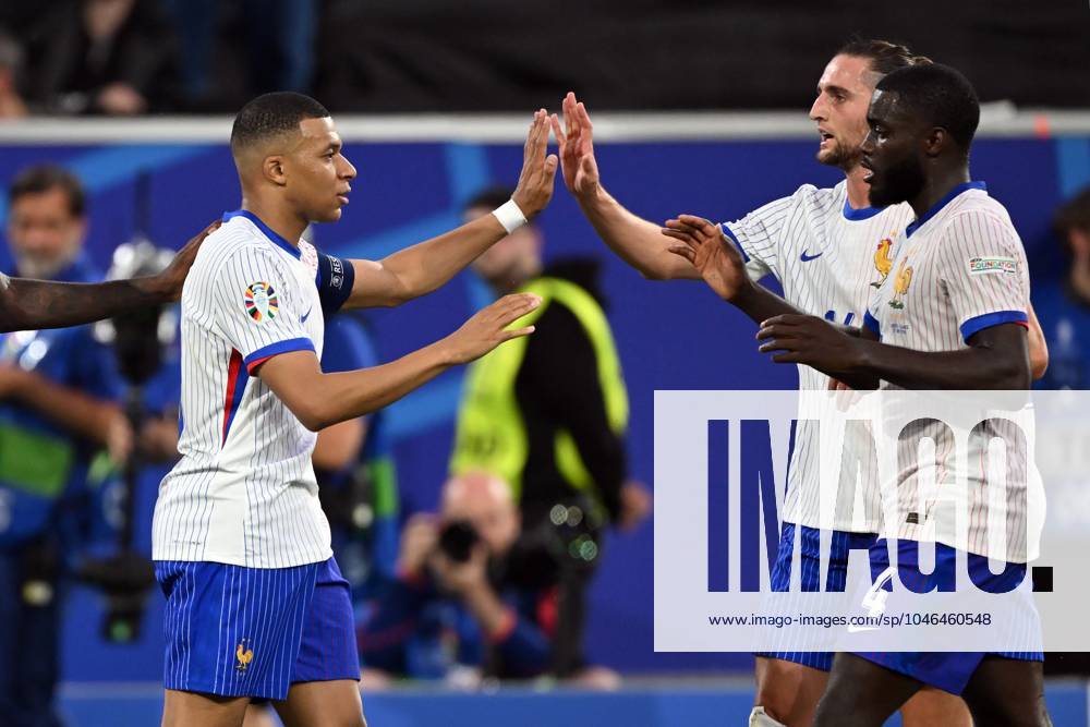 DUSSELDORF - Kylian Mbappe of France, Adrien Rabiot of France celebrate ...