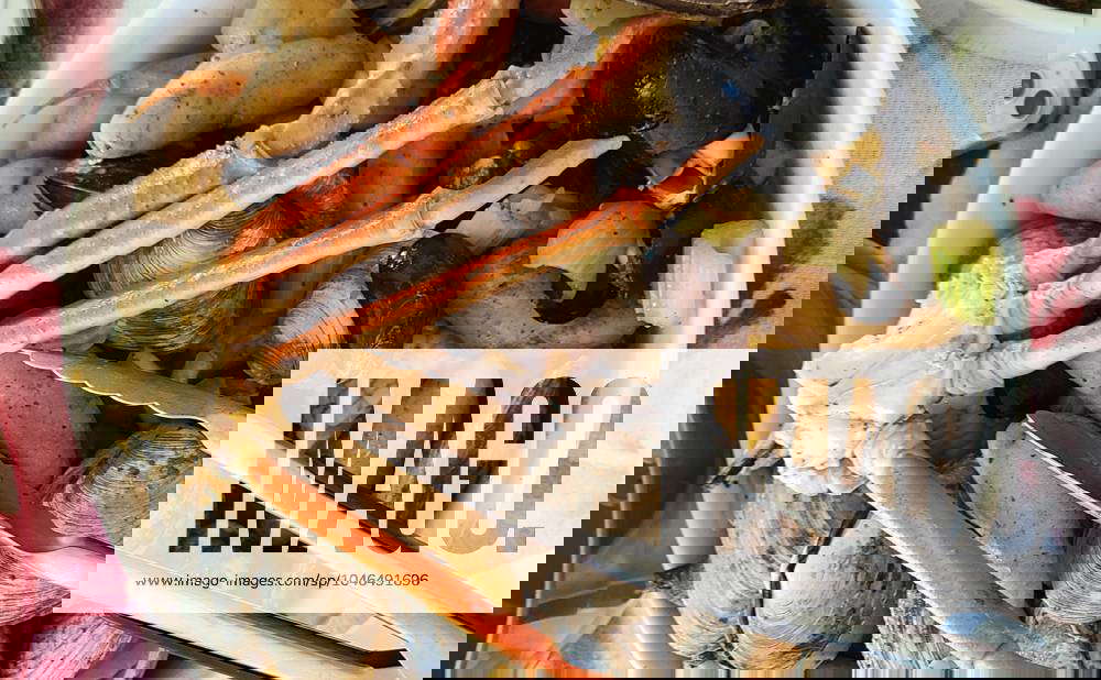 Syndication: Naples Daily News Coastal Steam Pots offers shellfish ...