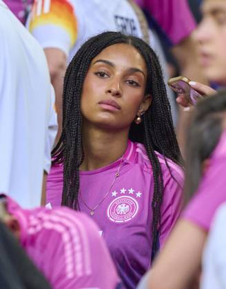 Aaliyah Mohamed, girlfriend of Florian Wirtz, Nr. 17 DFB in the best of ...