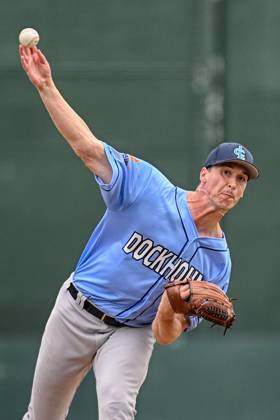 Lake Country DockHounds pitcher Duncan Snider (11) delivers a pitch ...