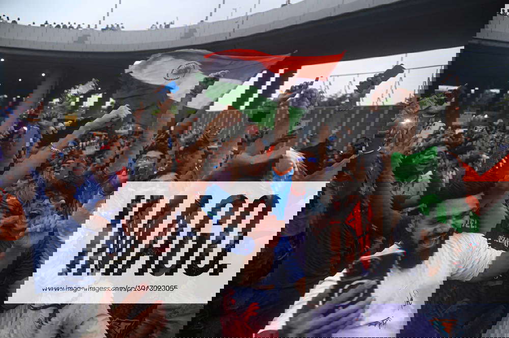 India Cricket Supporters are cheering on the arrival of the Indian ...