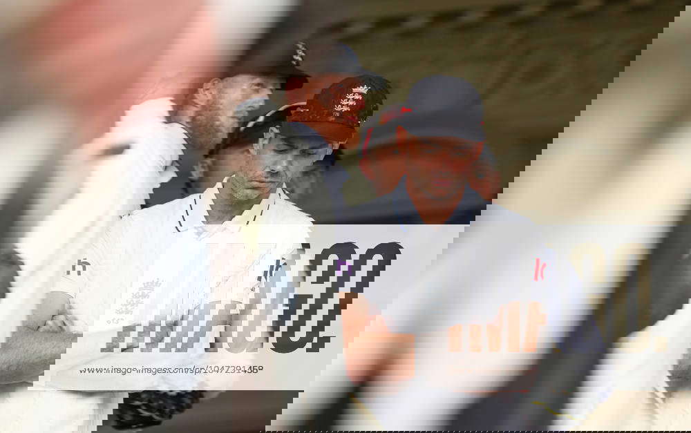 James Jimmy Anderson of England waits at the top of the pavilion steps ...