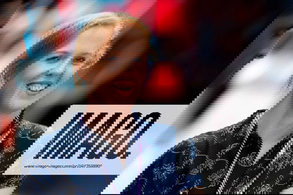 Alice Powell Racing Driver, F1TV TV Expert, Great Britain , HUN ...