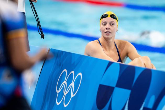 240726 Louise Hansson of Sweden at a swimming training session during ...