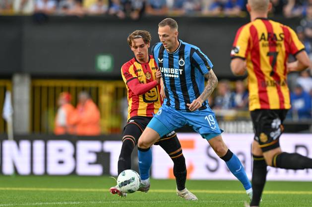 Club Brugge vs KV Mechelen Jose Marsa of KV Mechelen defending on ...
