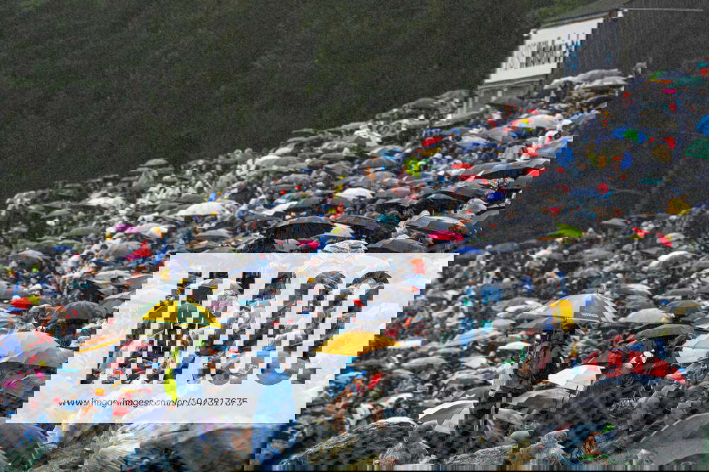 Belgium: Fans in the rain during Formula 1 Rolex Belgian Grand Prix ...