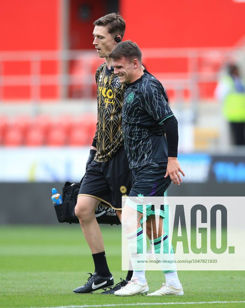 Jamie Shackleton of Sheffield United (c) is substituted off after a ...