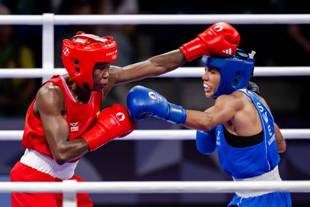 Agnes Alexiusson of Sweden vs Maria Jose Palacios Espinoza of Ecuador ...