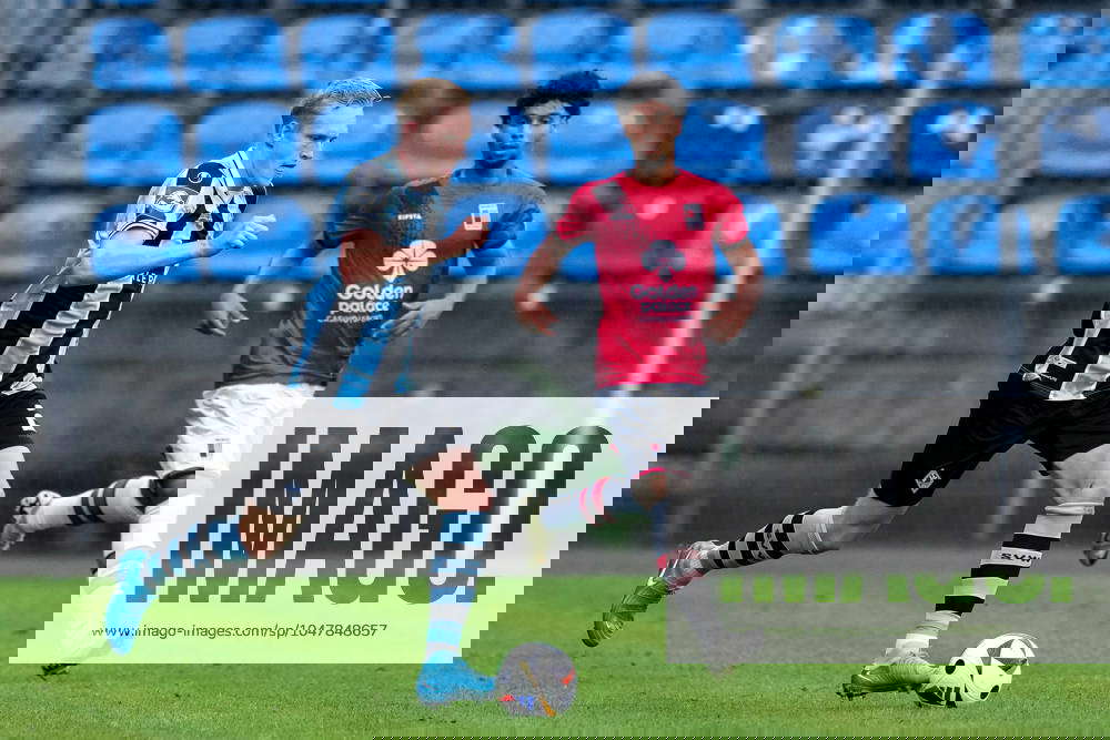 v li Julian Rieckmann SVWM, 21 , Adnane Messad Kouchiche RWD Molenbeek ...