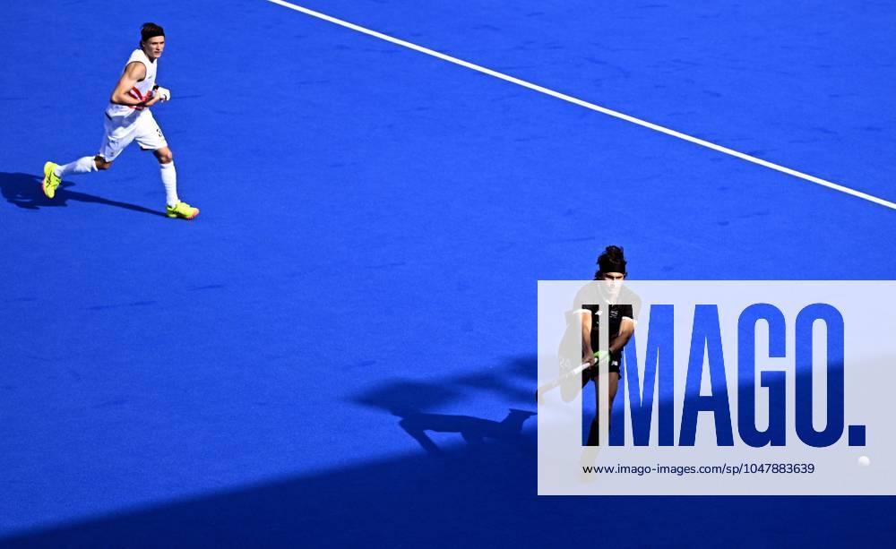New Zealand s Sean Findlay pictured in action during a hockey game ...