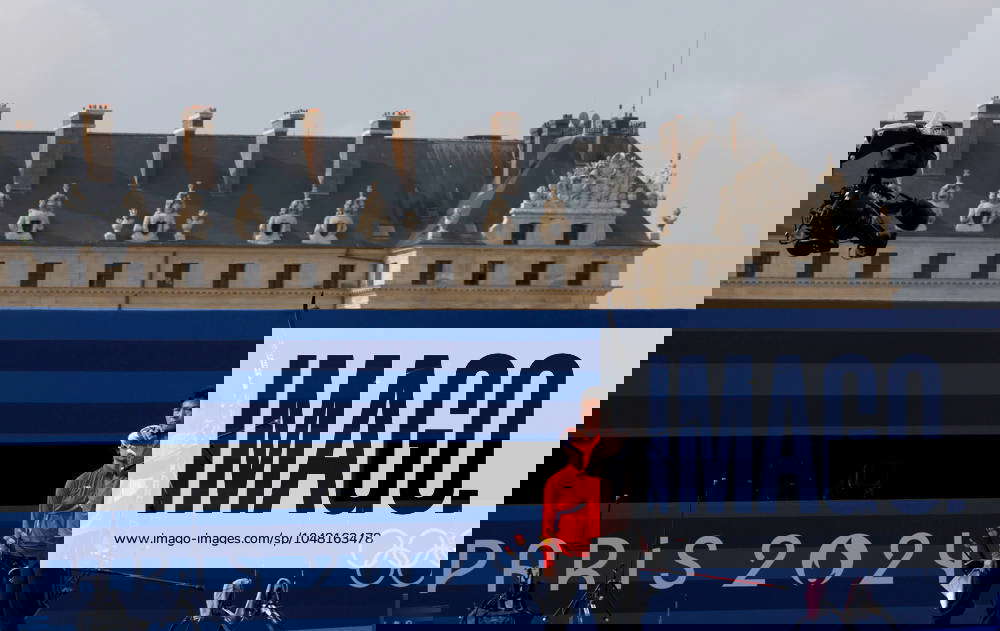 PARIS, Aug. 2, 2024 -- Yang Xiaolei Wang Yan of China compete during ...