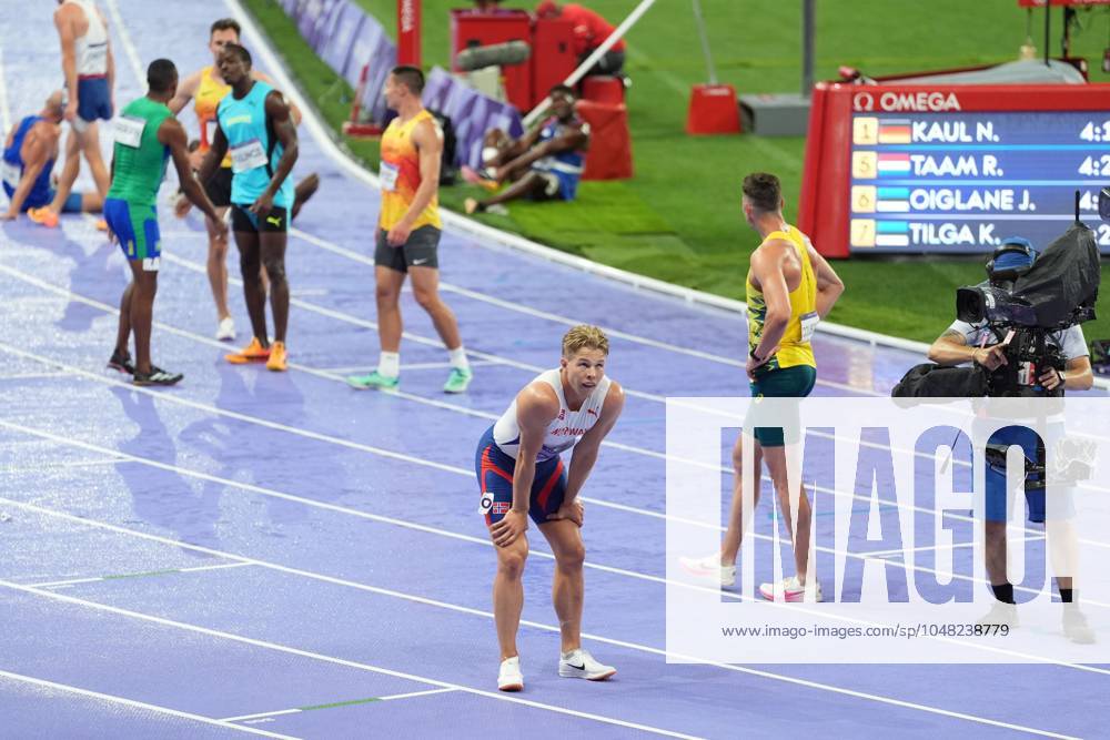 Markus Rooth of Norway waits for confirmation that he has won the Men s ...