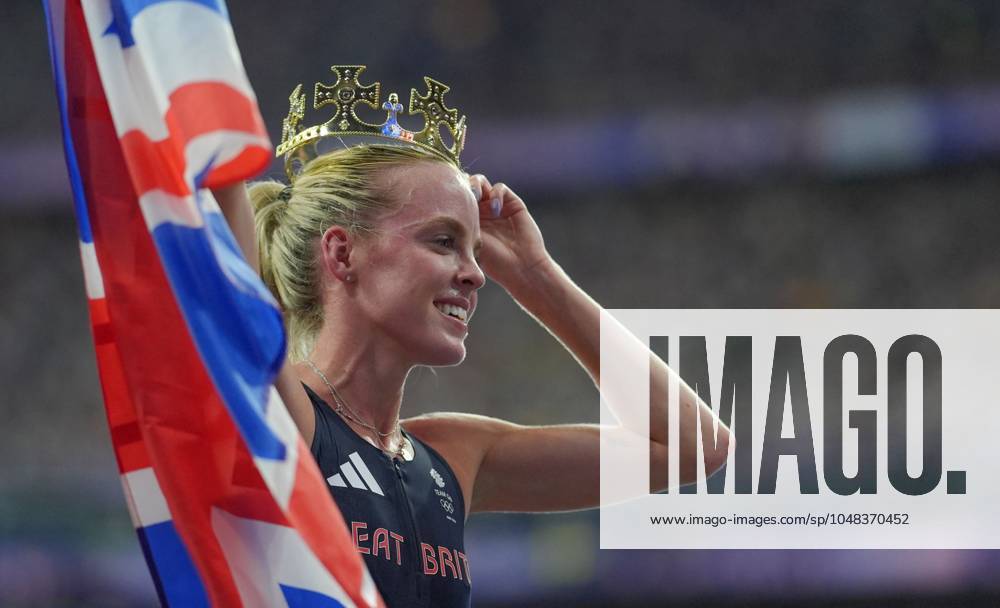 Great Britain s Keely Hodgkinson holds flag and crown as she dominated ...