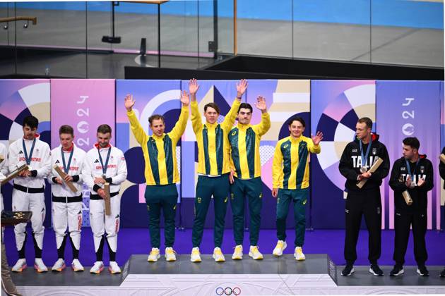 OLY24 CYCLING TRACK, (L-R) Silver medalists British cyclists Ethan ...