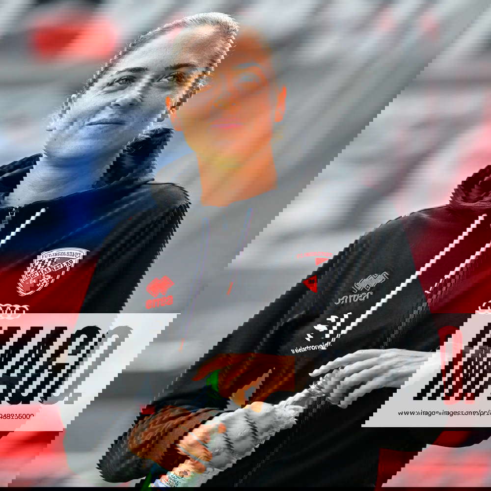 Coach Sabrina Wittmann FC Ingolstadt Single Image, Action, Action, 17 ...