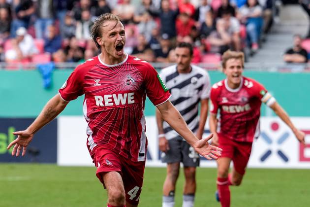 Goalscorer Mathias Olesen 1 FC Köln, 47 , player of 1 FC Köln, cheers about the goal to
