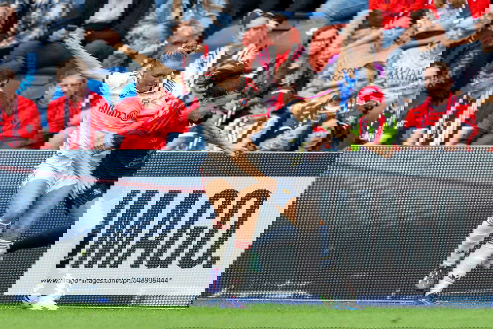 Samantha Kerr 26 FC Bayern Muenchen Frauen , Barbara Bonansea 11 ...