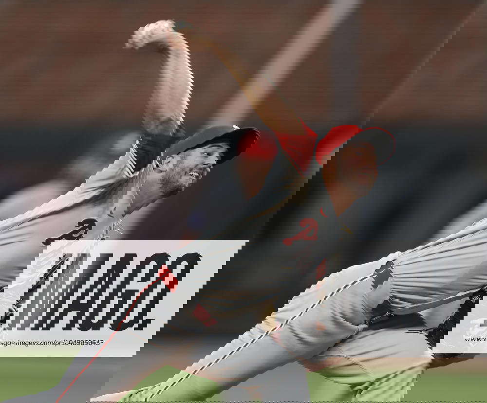 Philadelphia Phillies pitcher Max Lazar throws a pitch in the eighth ...