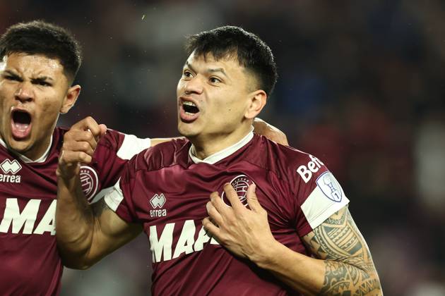 Argentina s Lanus forward Walter Bou R celebrates after scoring a goal ...