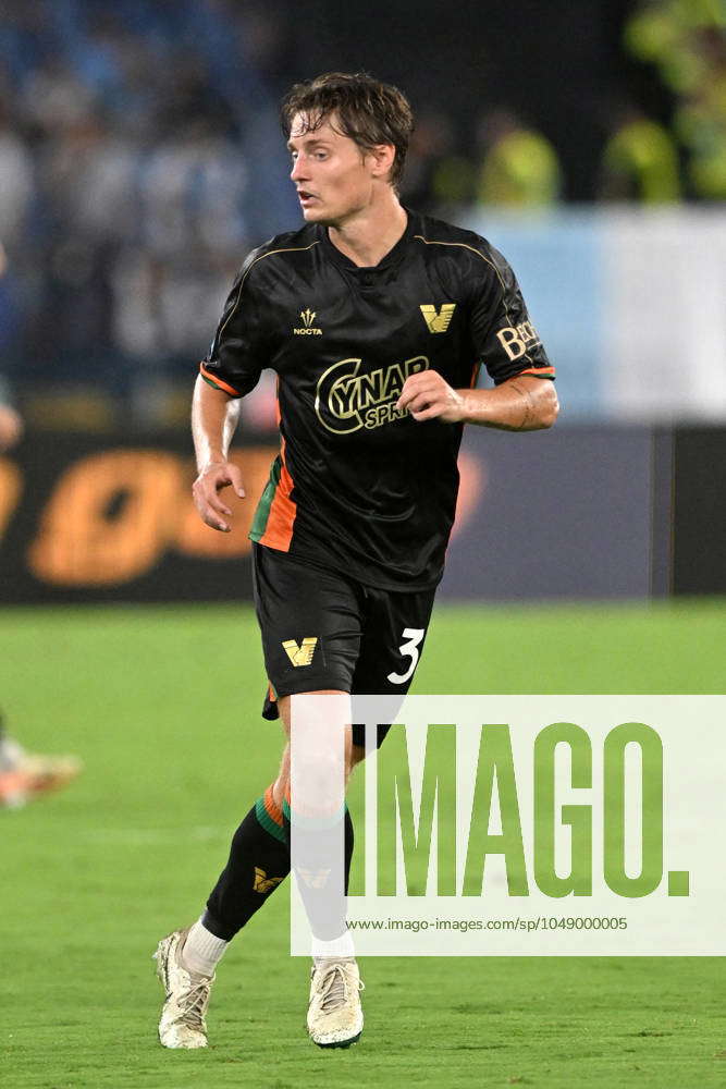 MAGNUS ANDERSEN, Serie A 2024-25 Lazio-Venezia 3-1, azione, action ...