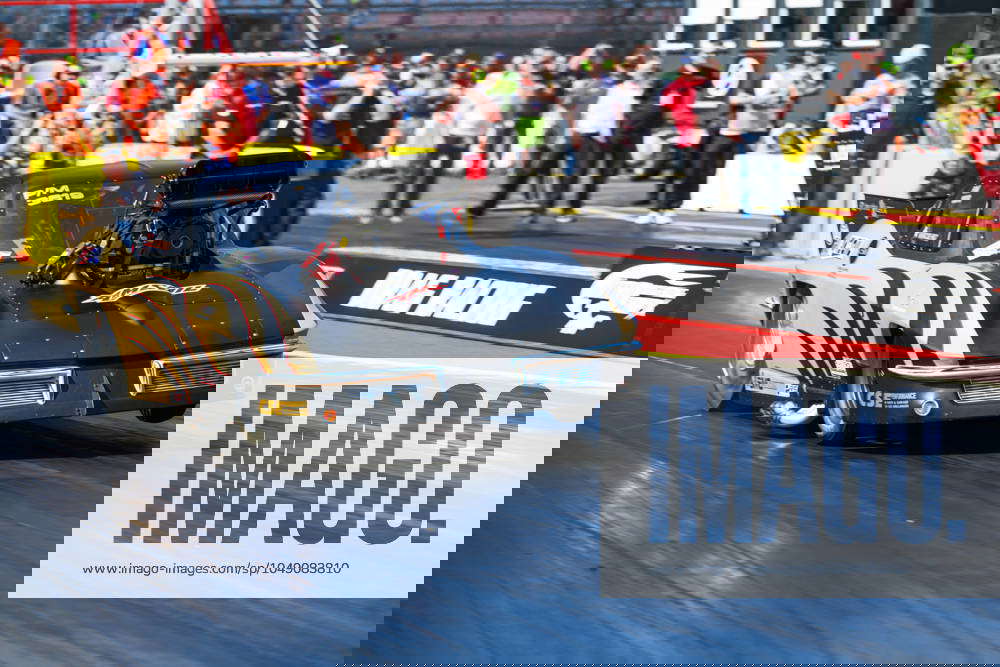 PRO MODIFIED Driver Marcus HILT Switzerland does a wheelie GER, Germany ...