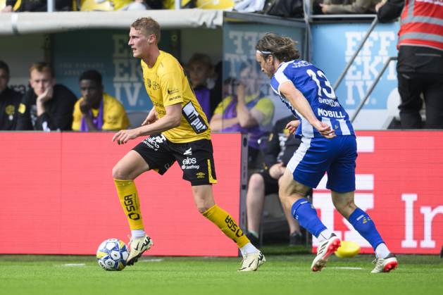 Elfsborgs Emil Holten and IFK Göteborgs Oscar Wendt during the football ...
