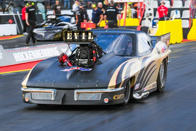 PRO MODIFIED Driver Marcus HILT Switzerland does a wheelie GER, Germany ...