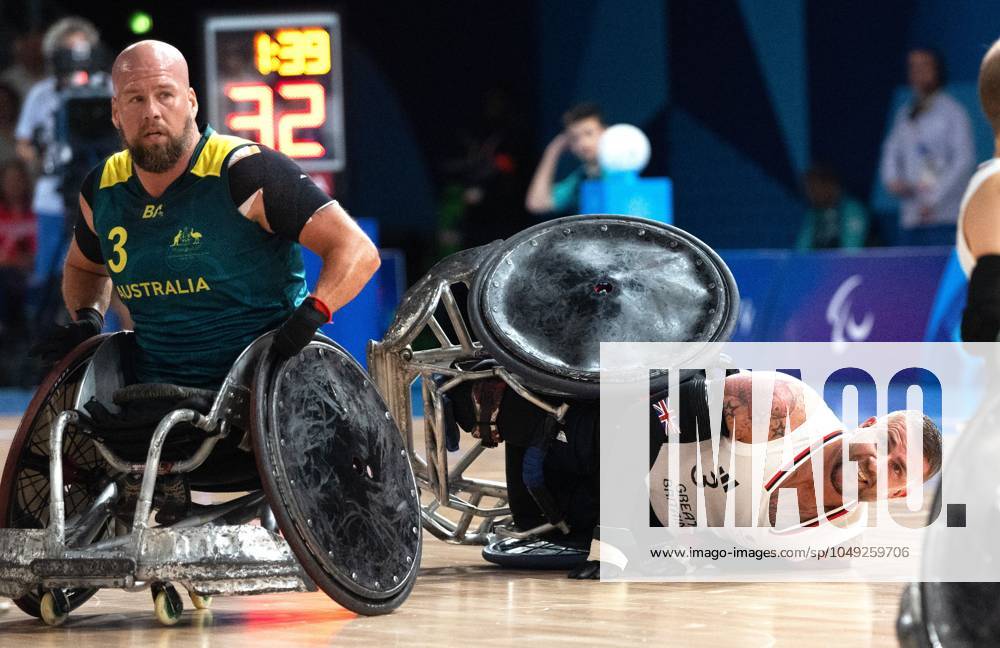 KW35 Great Britains Stuart Robinson takes a tumble in action against ...