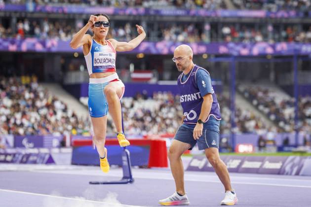 Paralympics Para Athletics Paris, 30 08 2024 BOULAGHLEM Delya FRA, long ...