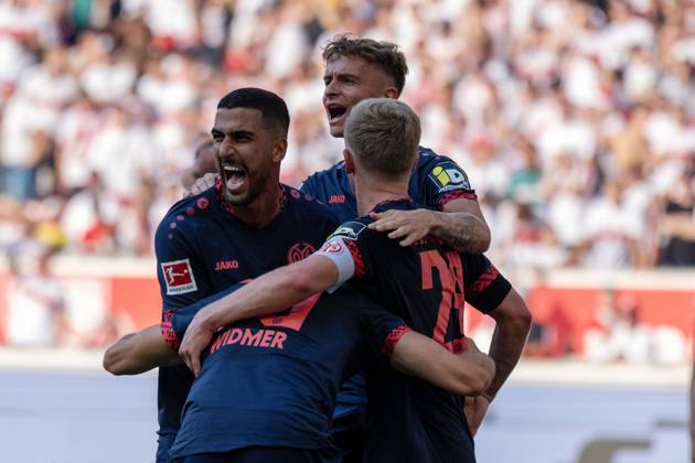 Mainz goal celebration after the equalizer, from l Aymane Barkok ...