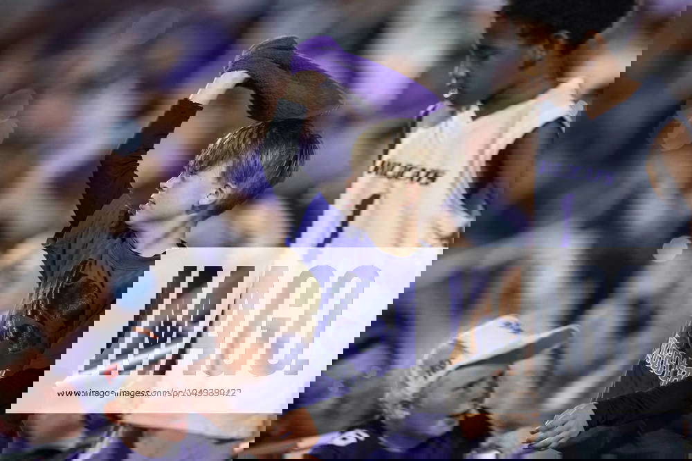 August 31, 2024: A young Kansas State Wildcats fan during a game ...