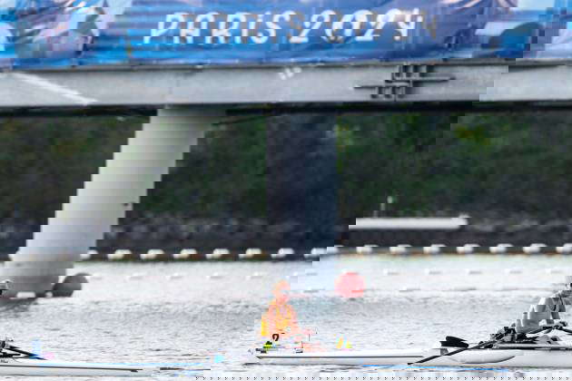 240901 Ebba Einarsson of Sweden competes in women s single sculls final ...