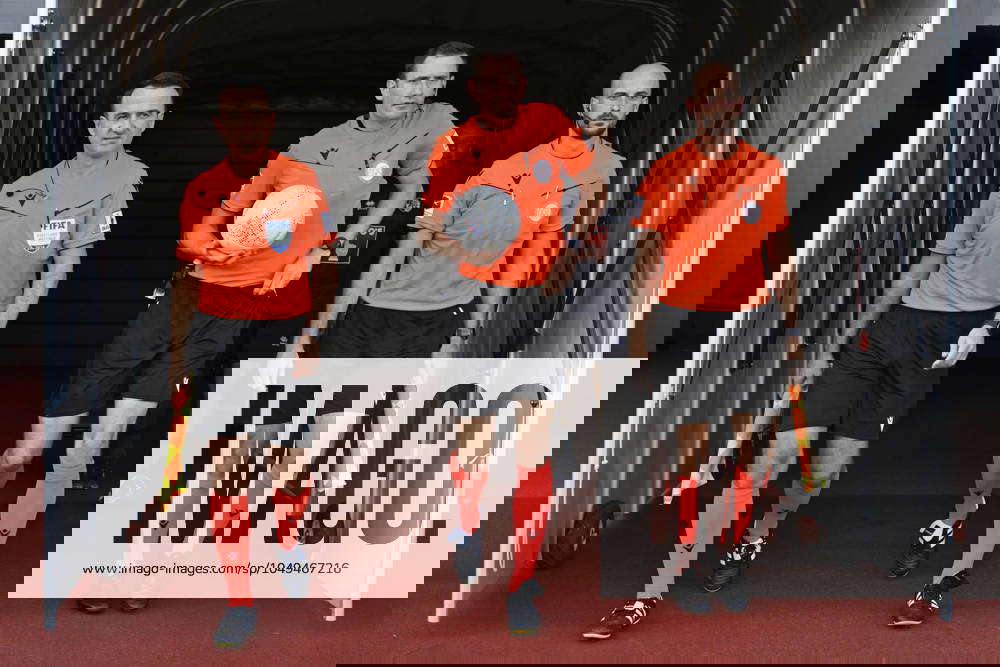 From left to right linesman Bekim Zogaj, referee Johannes von Mandach ...