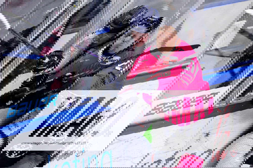 03 10 2024, Cologne, Ice field hockey, Penny DEL, Matchday 6, Lanxess ...