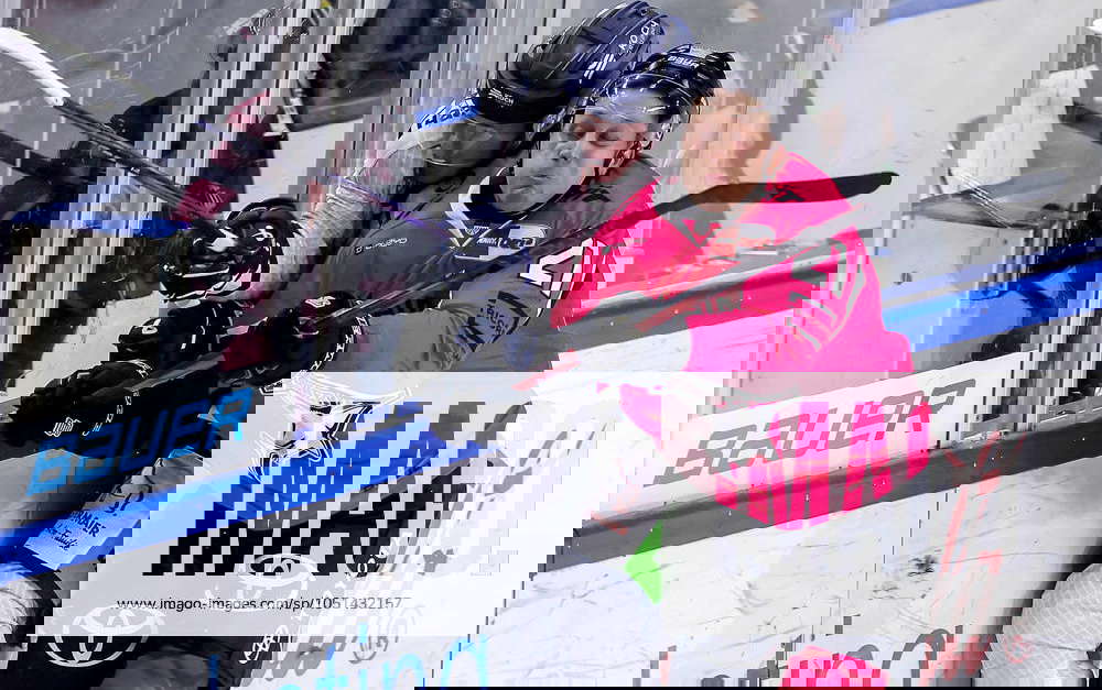 03 10 2024, Cologne, Ice field hockey, Penny DEL, Matchday 6, Lanxess ...