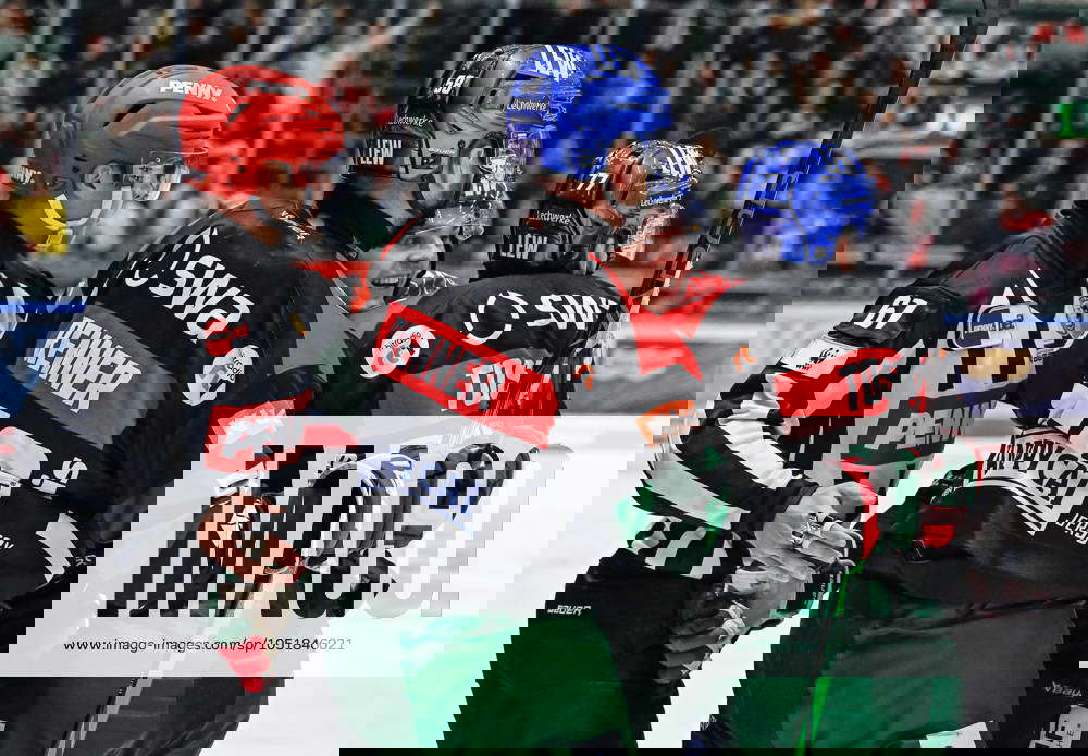 Maximilian Renner Augsburger Panther, 58 and Luca Tosto Augsburger ...