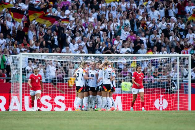 Sarai Linder Germany, 23, Giulia Gwinn Germany, 15, Laura Freigang ...