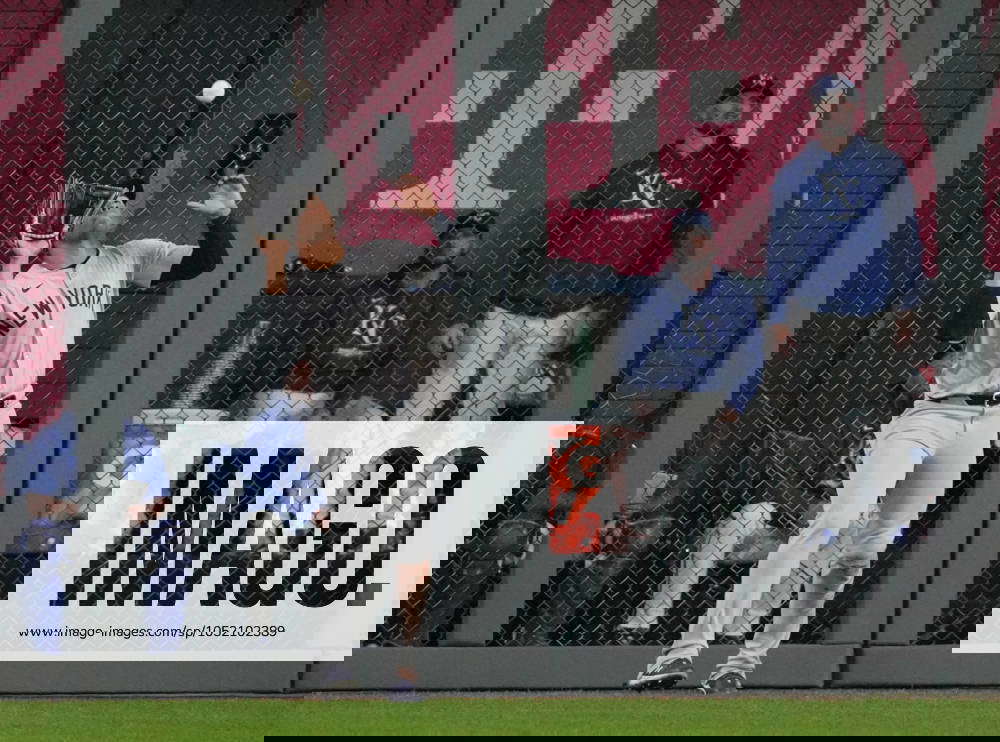 MLB, Baseball Herren, USA ALDS-New York Yankees at Kansas City Royals ...